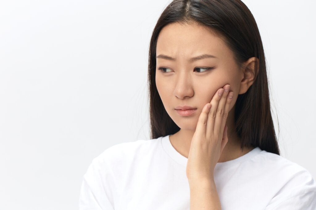 Abscessed Tooth: An Irresistible Guide to Understanding and Treatment